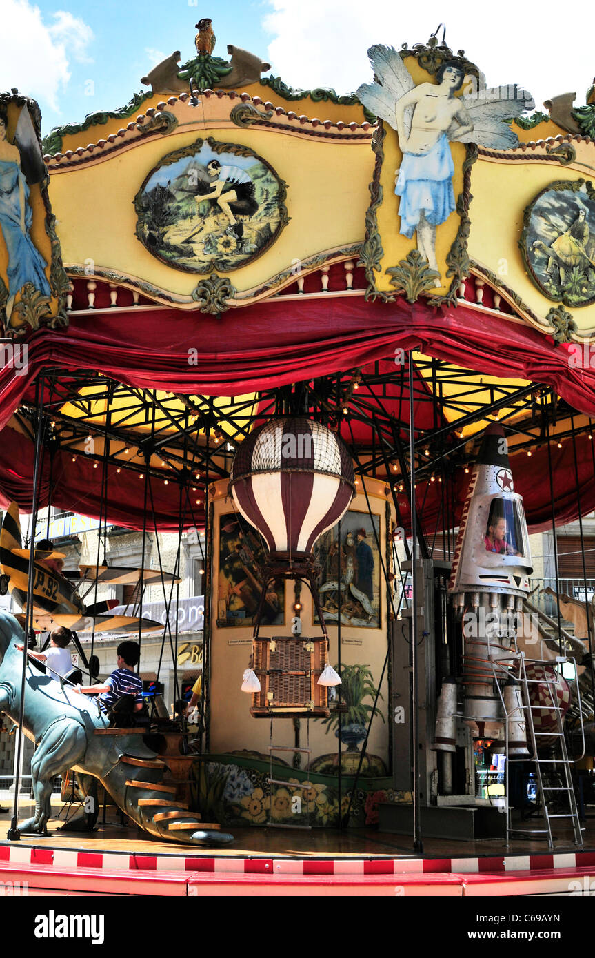 Carousel Merry Go Round With Hot Air Balloon Detail in Red and White ...