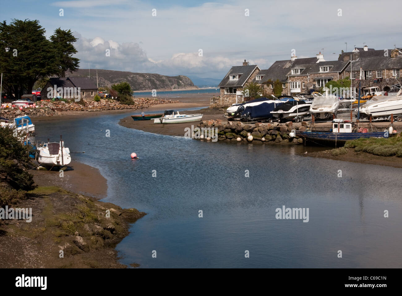 Abersoch gwynedd north wales uk hi-res stock photography and images - Alamy