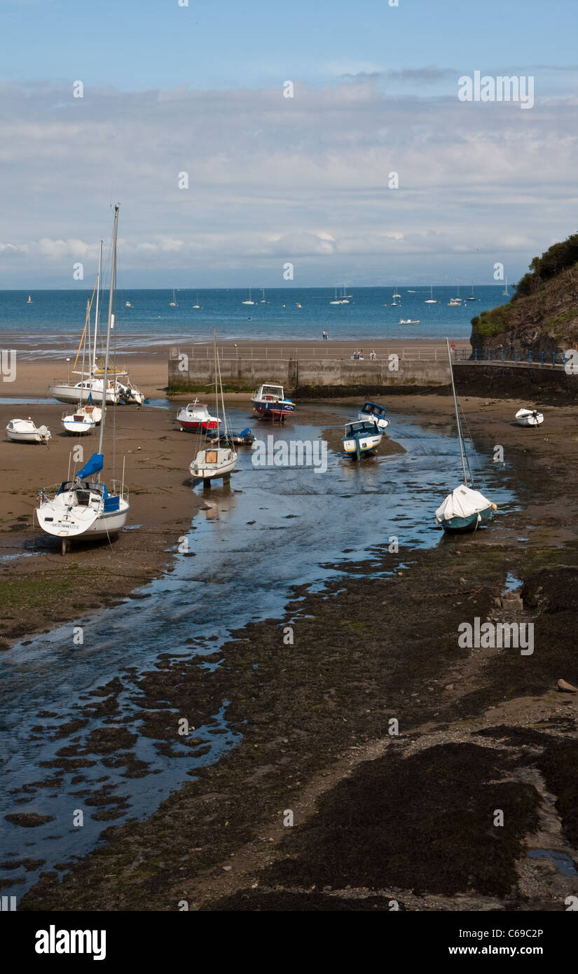 Abersoch yachts hi-res stock photography and images - Alamy