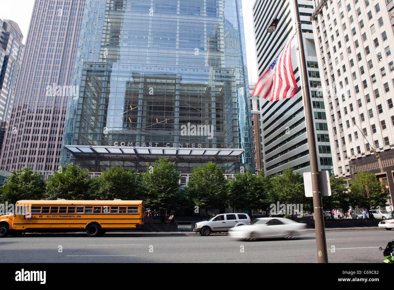 A view of the Comcast Center headquarters in Philadelphia, Pennsylvania ...