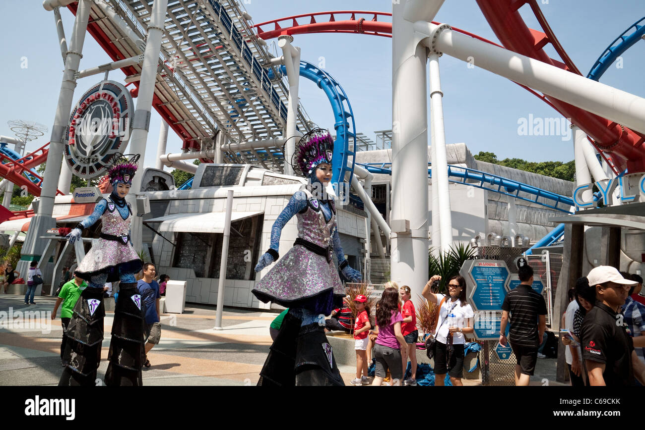 The "Battlestar Galactica" roller coaster ride in Sci-Fi world ...