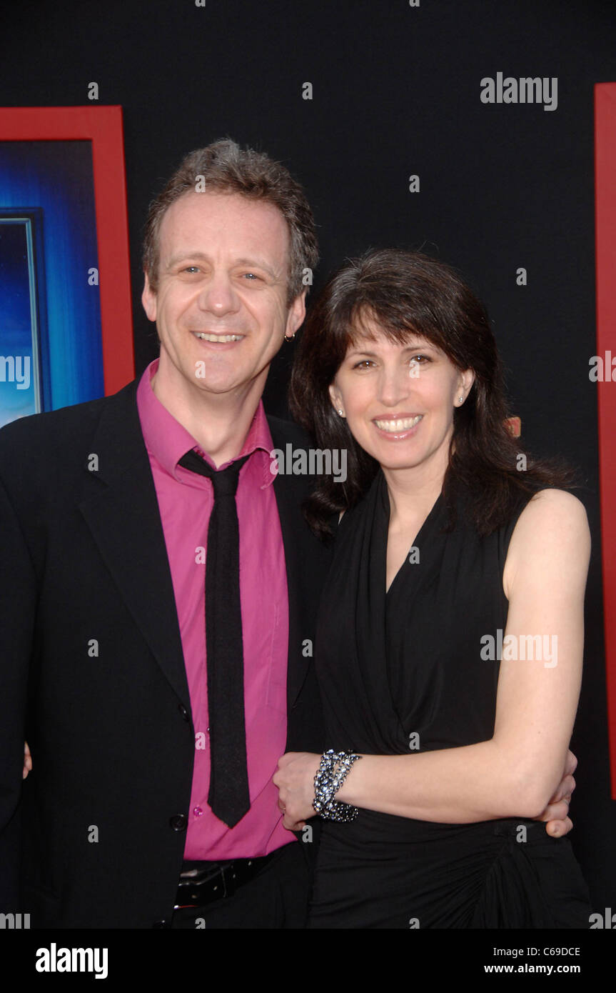 Simon Wells at arrivals for MARS NEEDS MOMS Premiere, El Capitan ...