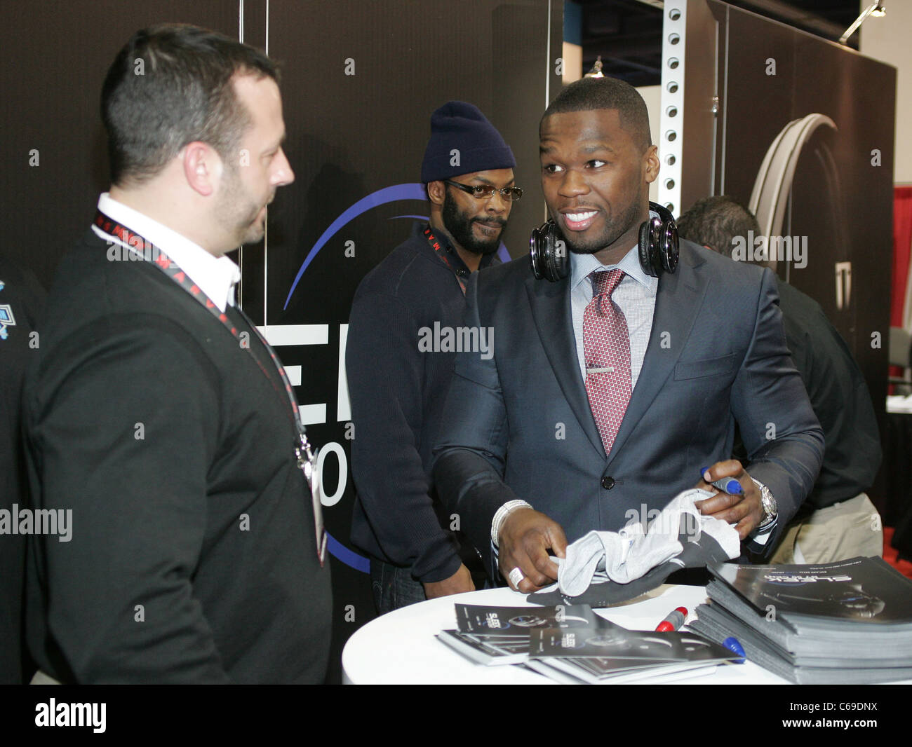 Convention trade show booth hi-res stock photography and images - Alamy