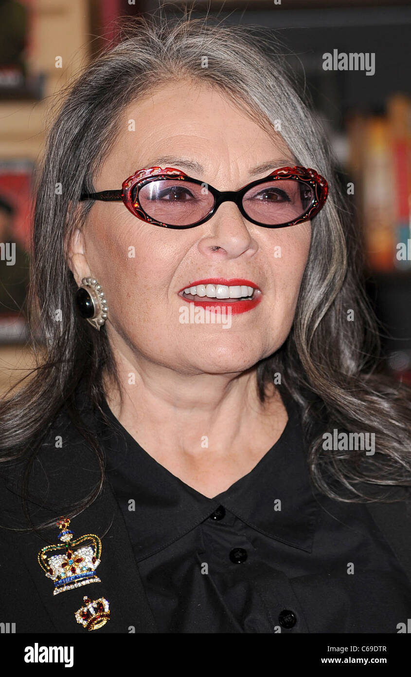 Roseanne Barr at in-store appearance for ROSEANNEARCHY Book Signing ...