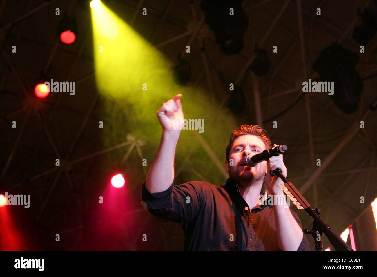 Chris Young on stage for ACM Concerts at Fremont Street Experience ...
