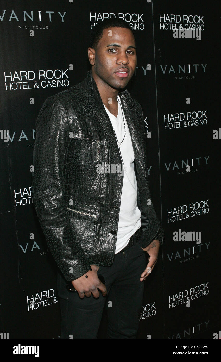 Jason Derulo at a public appearance for Jason Derulo Continues the New ...