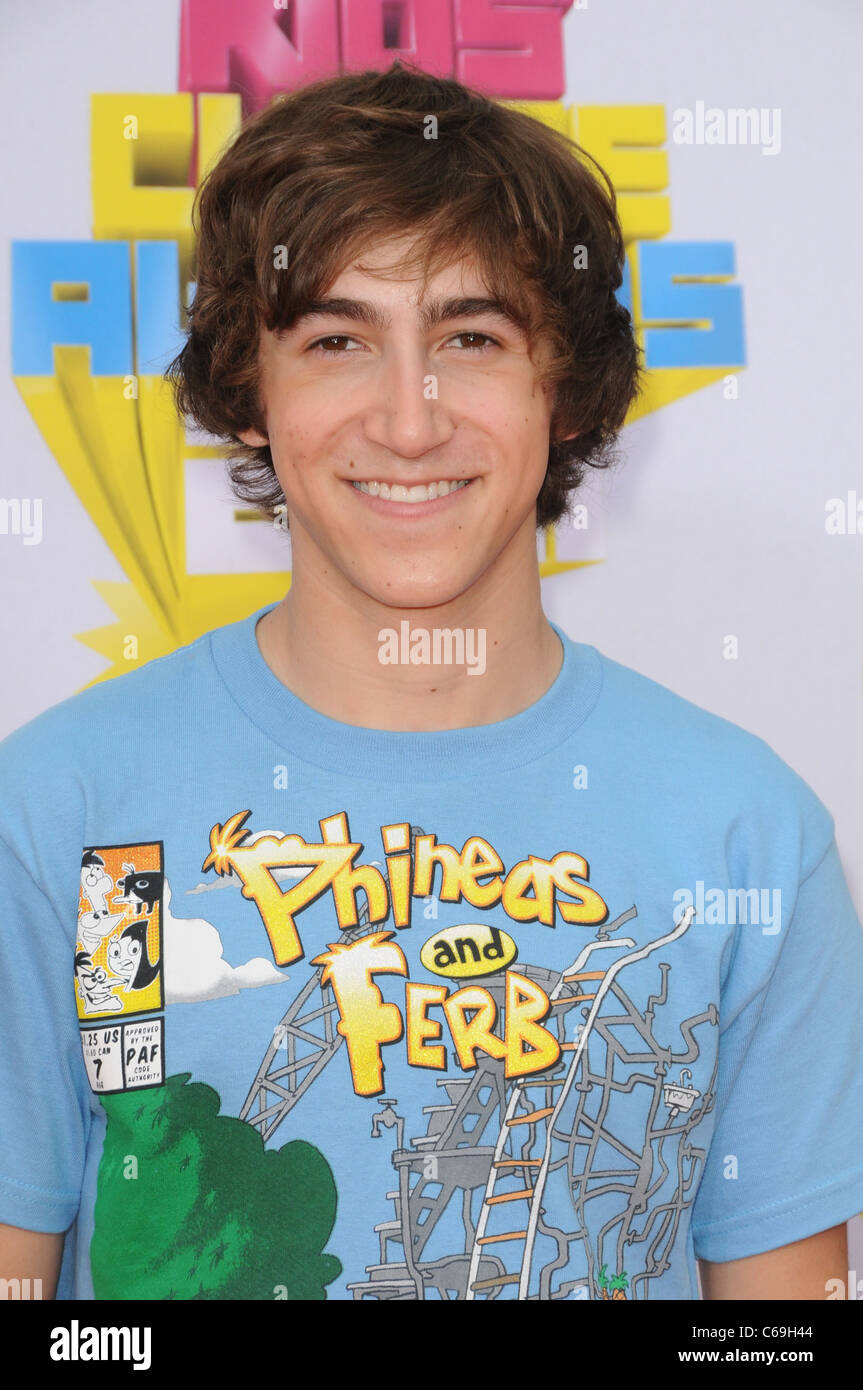 Vincent Martella at arrivals for NICKELODEON'S 24th Annual Kids' Choice ...