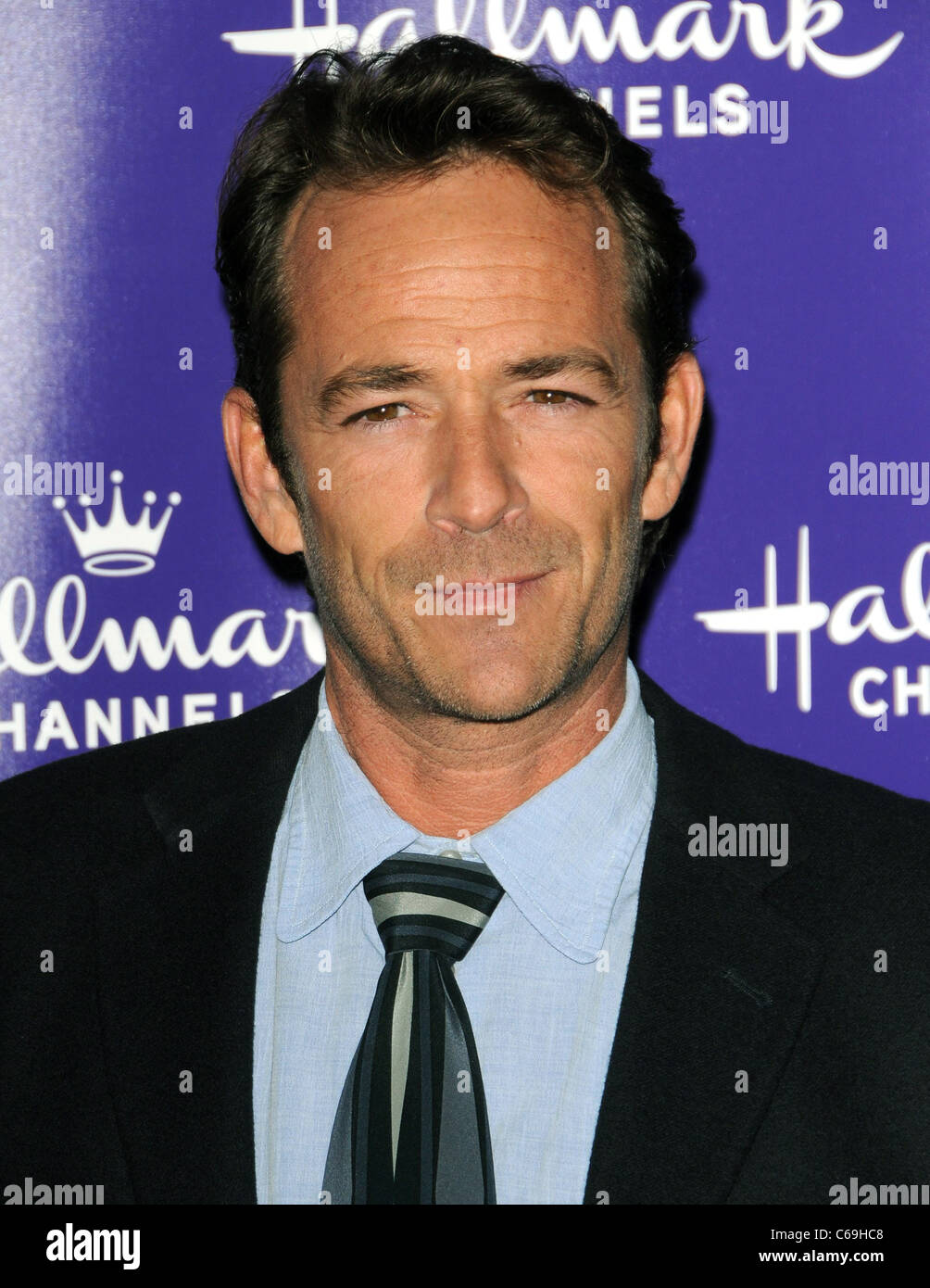 Luke perry hi-res stock photography and images - Alamy