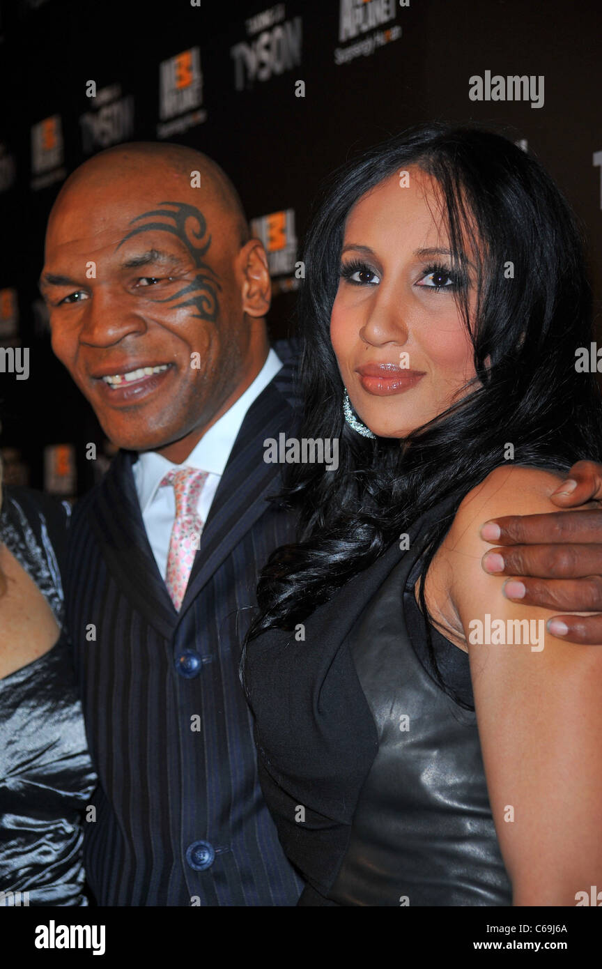 Lakiha spicer and mike tyson hi-res stock photography and images - Alamy