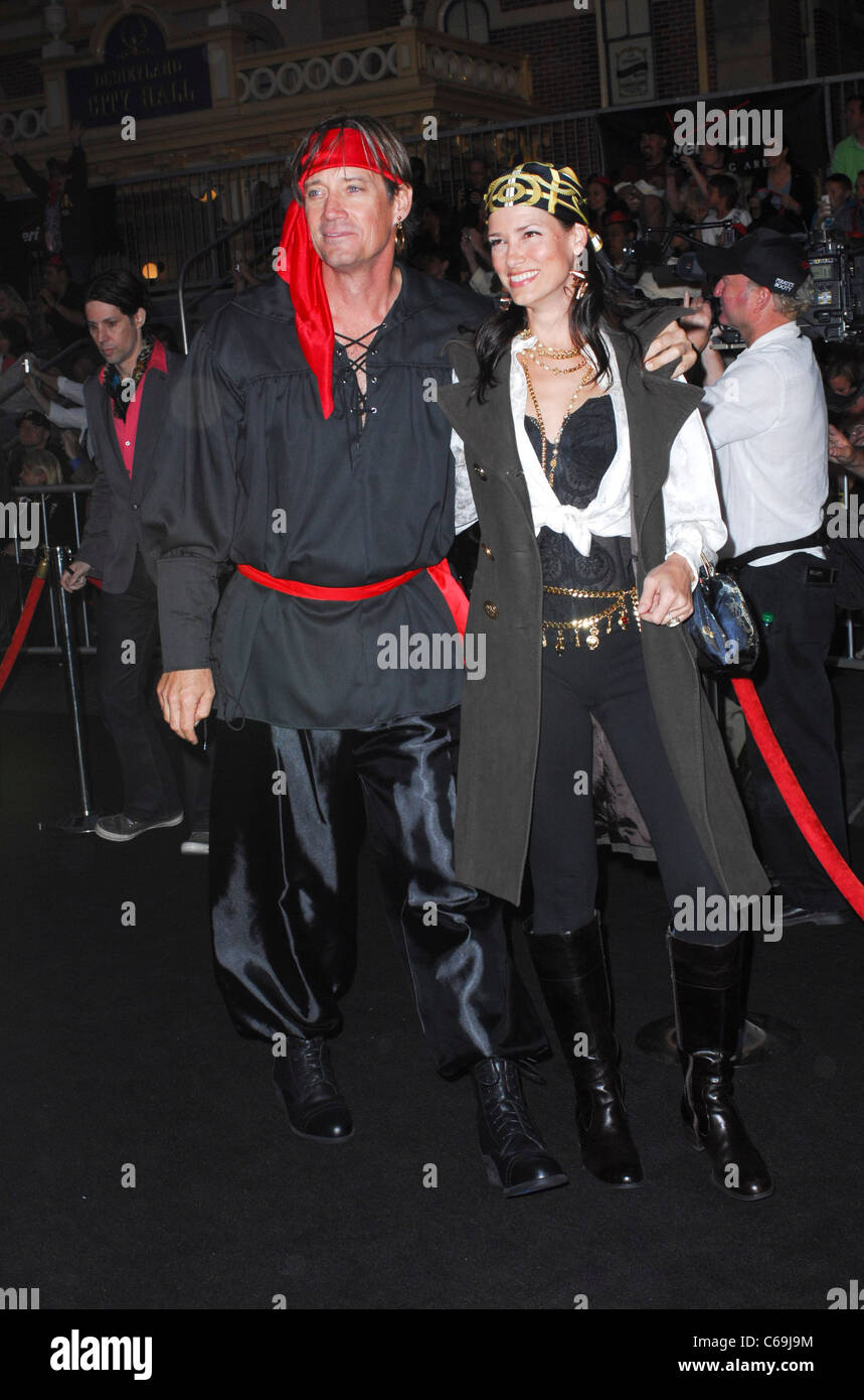 Kevin sorbo 2011 pirates of the caribbean hi-res stock photography and ...