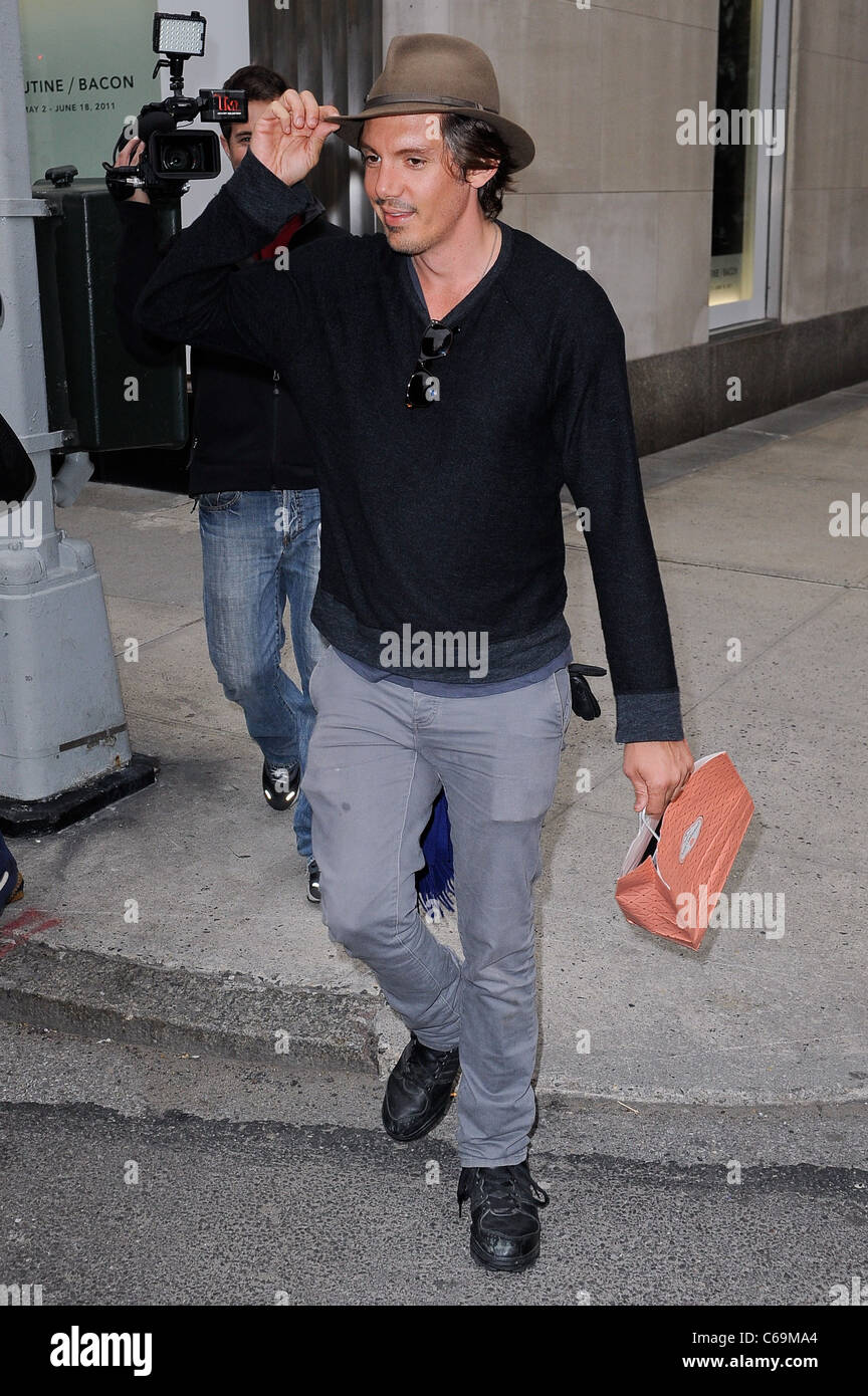 Lucas Haas, walks in the Upper East Side out and about for CELEBRITY ...