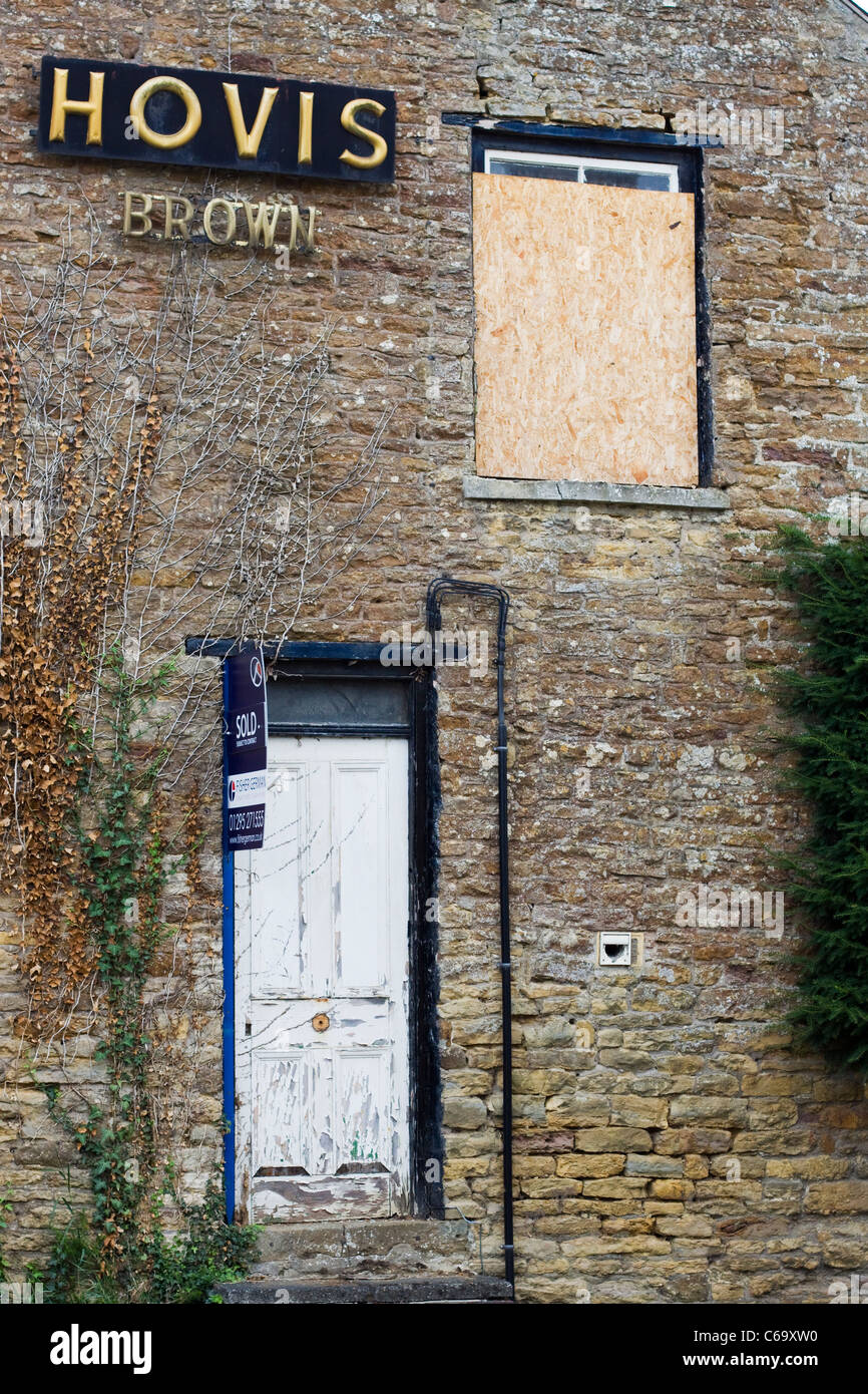 Vintage hovis sign hi-res stock photography and images - Alamy