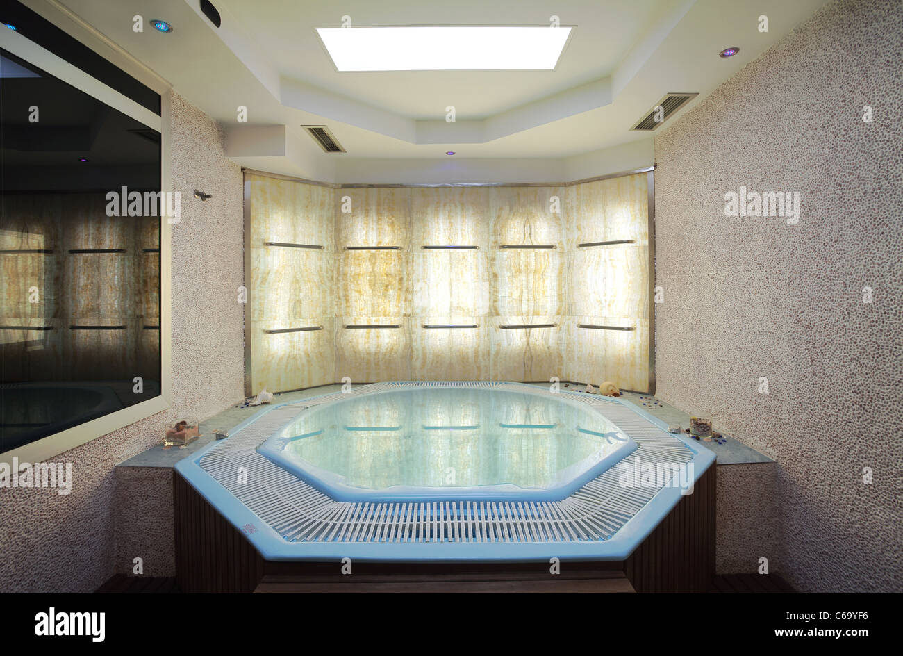 Interior of a hotel jacuzzi, modern and simple style Stock Photo - Alamy