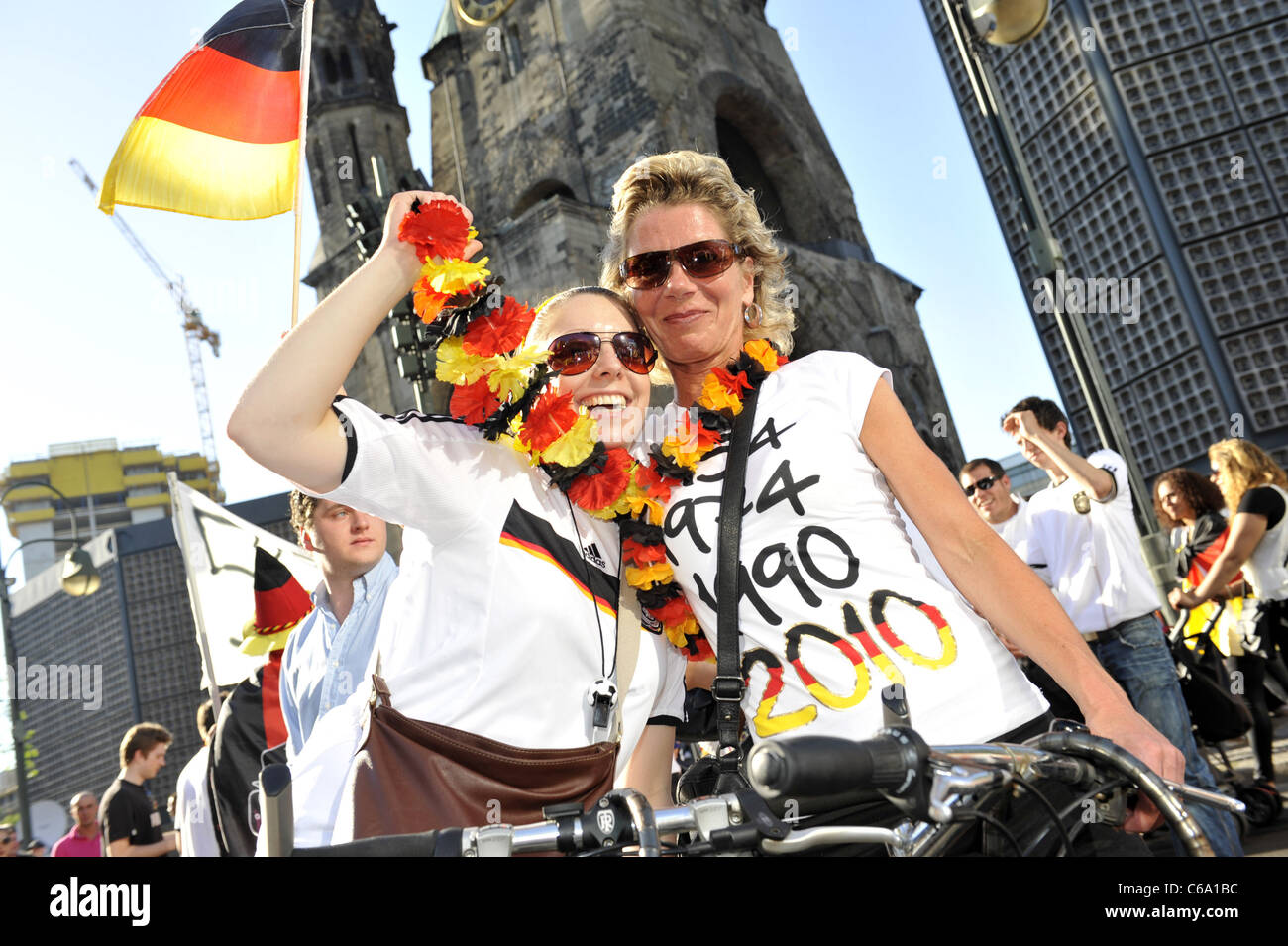 German fans celebrating the victory over England after the Soccer Cup ...