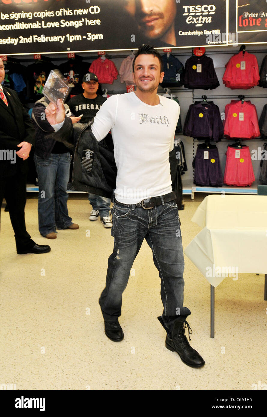 Peter Andre signs copies of his new album Unconditional Love Songs at ...