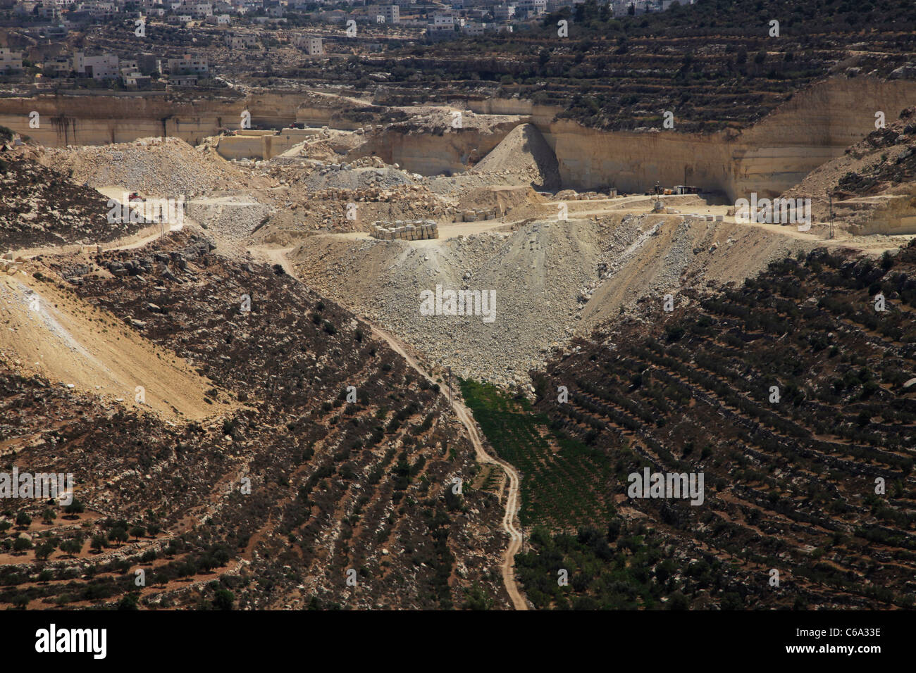 Quarry scape hi-res stock photography and images - Alamy
