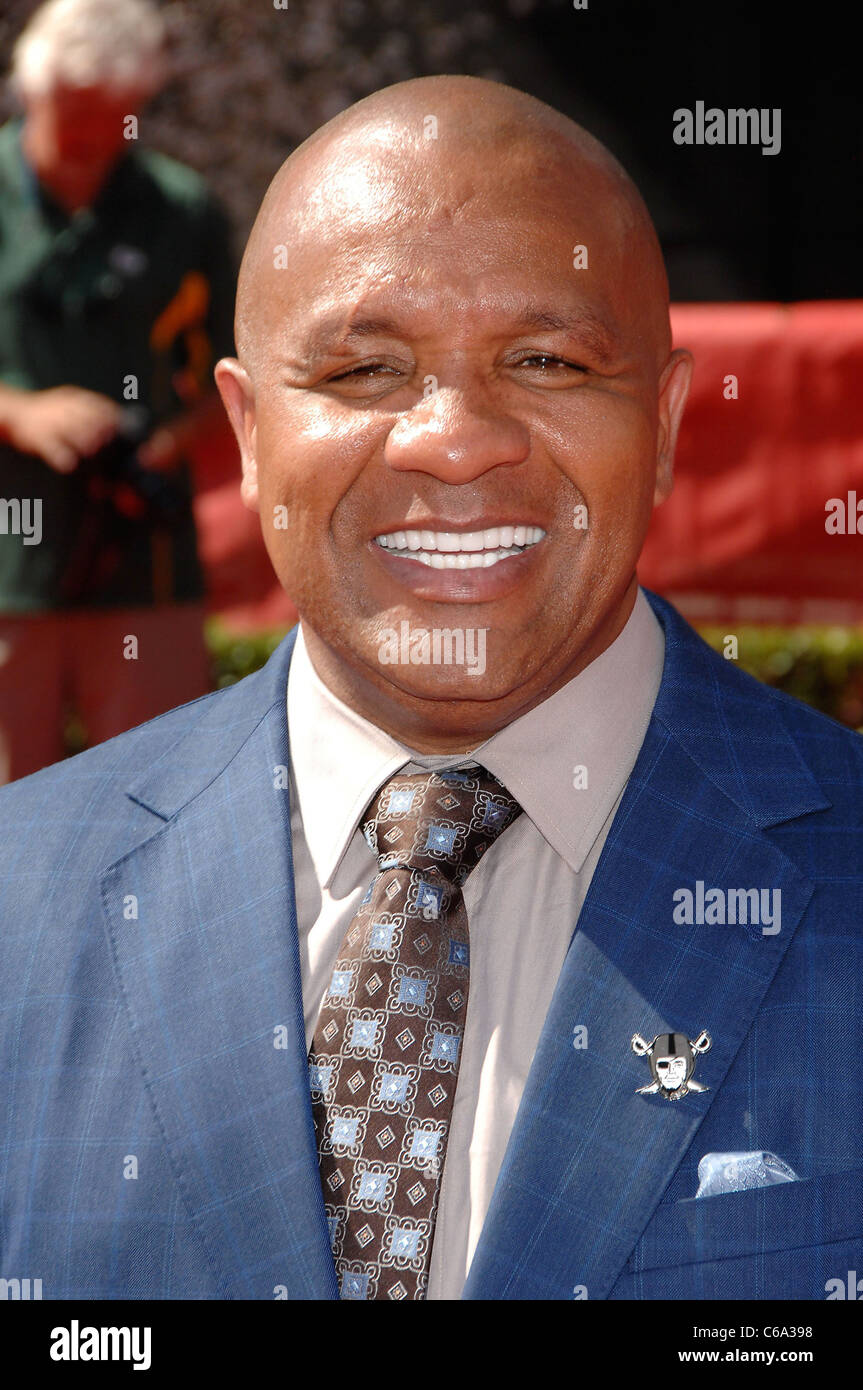 Hue Jackson at arrivals for The 2011 ESPY Awards - ARRIVALS, Nokia ...