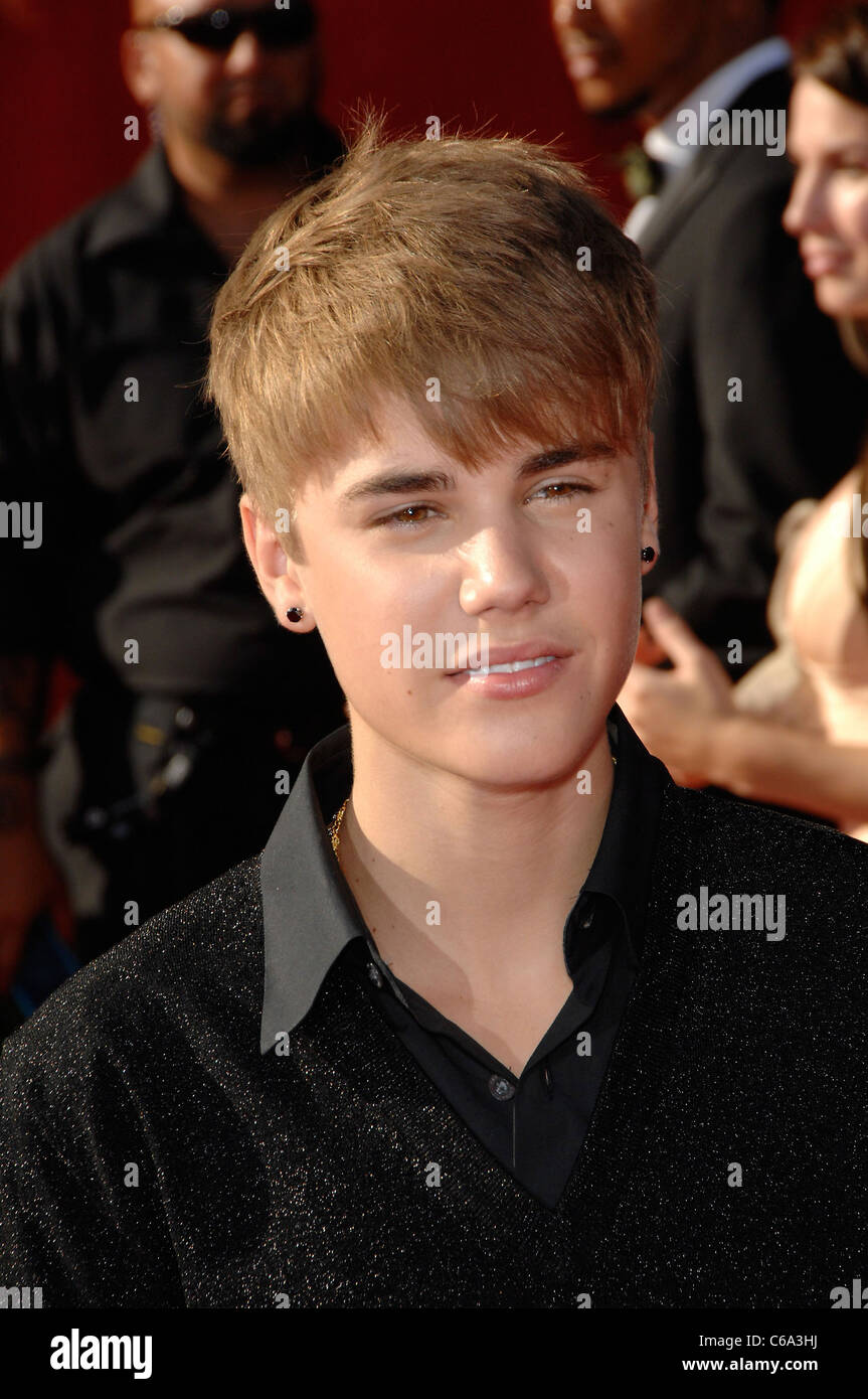 Justin Bieber at arrivals for The 2011 ESPY Awards - ARRIVALS, Nokia ...