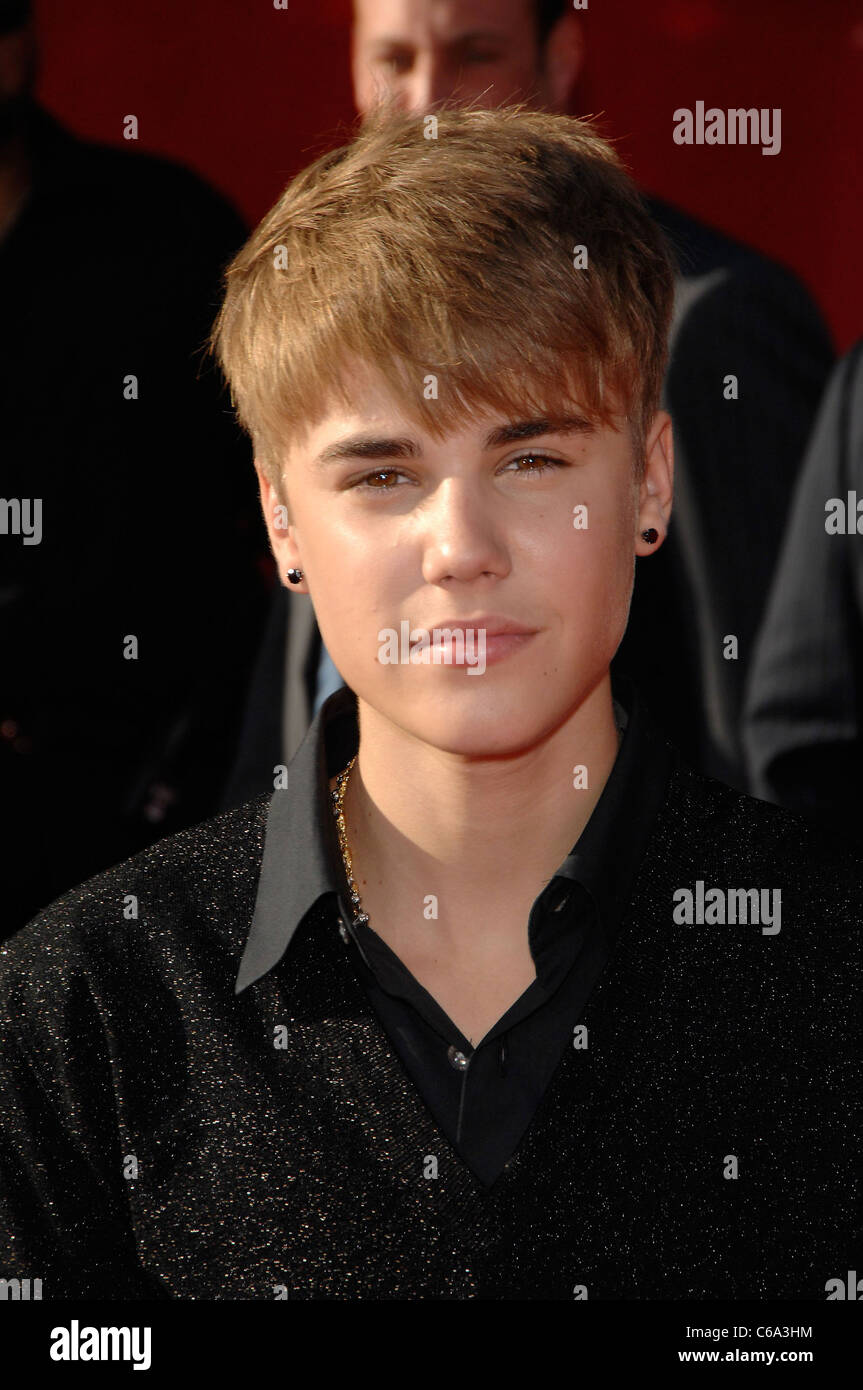Justin Bieber At Arrivals For The 2011 Espy Awards Arrivals Nokia