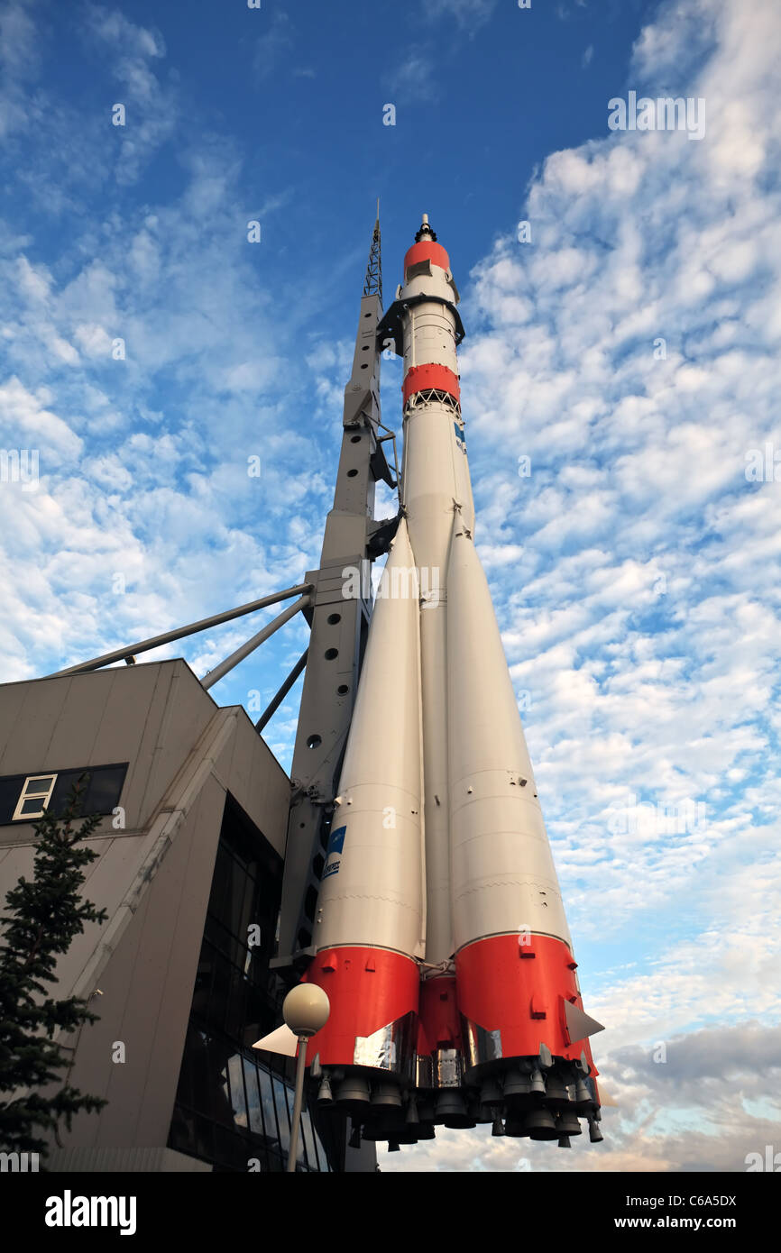Monument souz rocket hi-res stock photography and images - Alamy