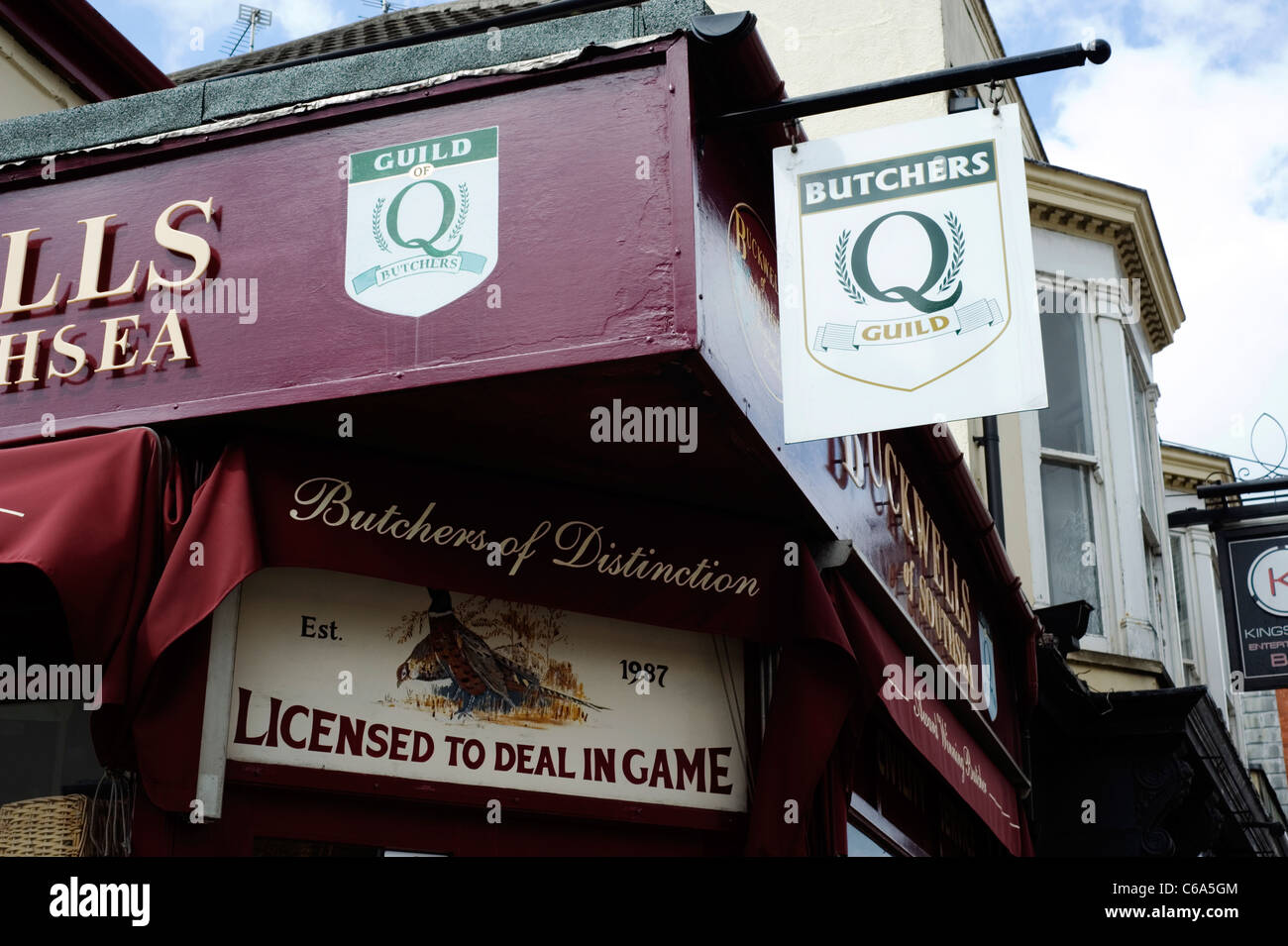 Game shop sign hi-res stock photography and images - Alamy