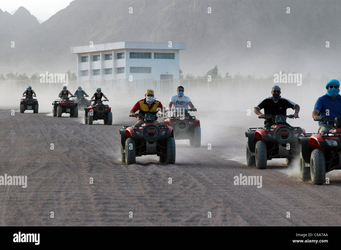 Off roading in the deserts of South Sinai, tourists & Egyptians ride ...