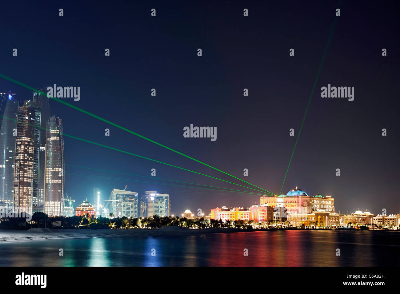Laser projections on buildings hi-res stock photography and images - Alamy