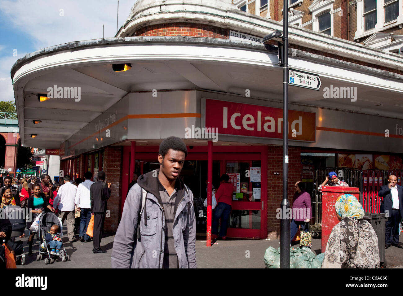 Street scene on Brixton Road, a multicultural area in South London ...