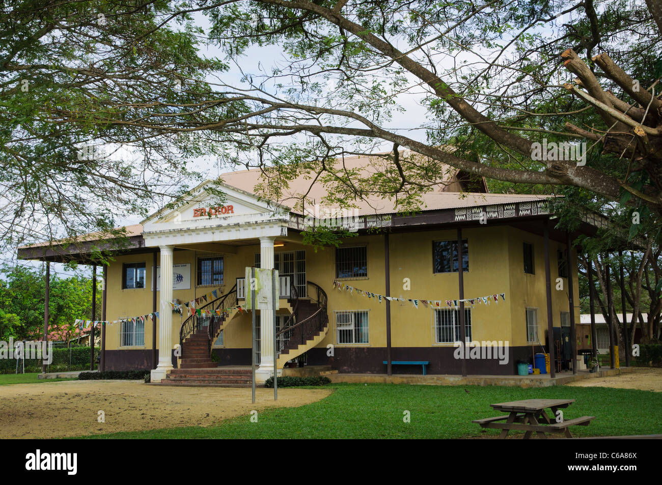 Expatriate schools hi-res stock photography and images - Alamy