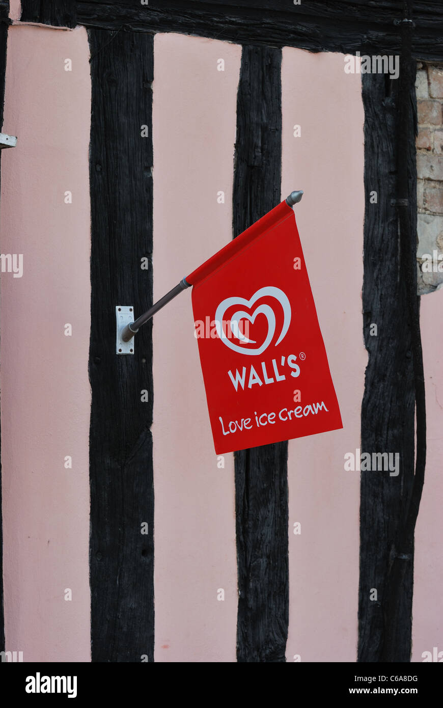 Wall’s ice cream hi-res stock photography and images - Alamy