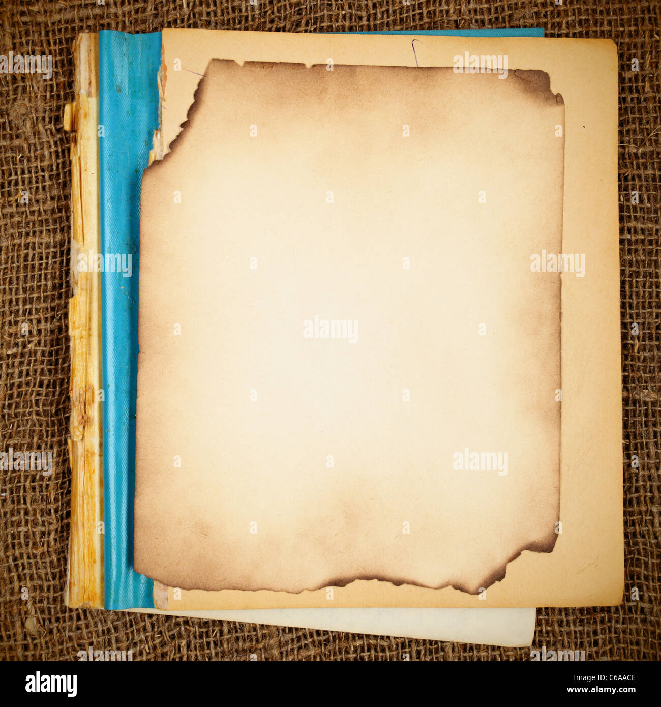 Blank sheet old note book hi-res stock photography and images - Alamy