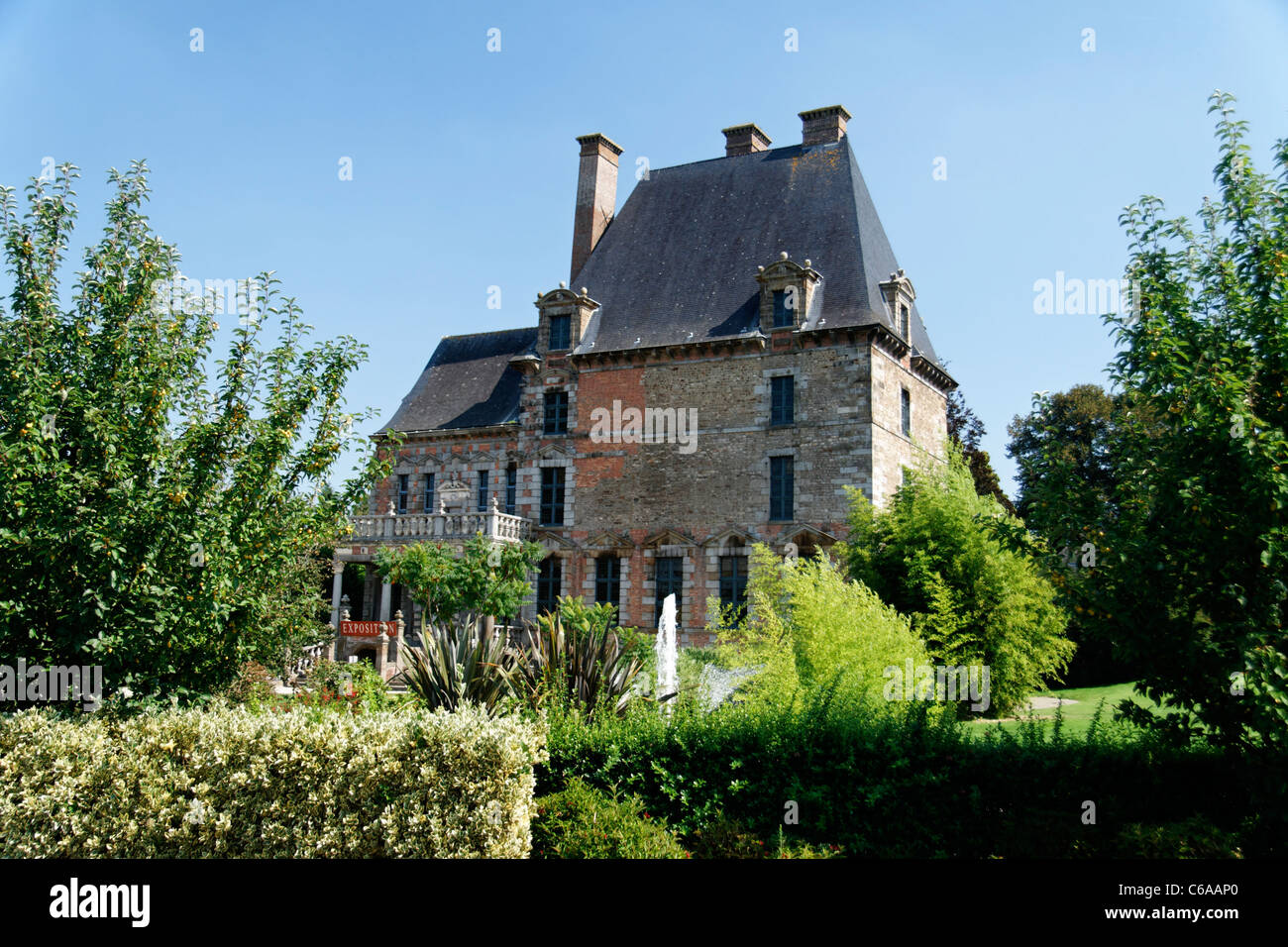 Castle of montgommery hi-res stock photography and images - Alamy