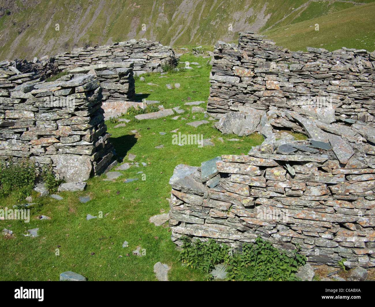 Old quarry lake district hi-res stock photography and images - Alamy