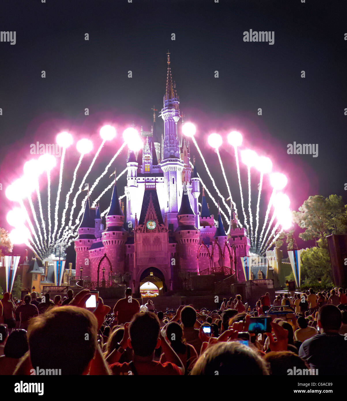 Disney castle america hi-res stock photography and images - Alamy