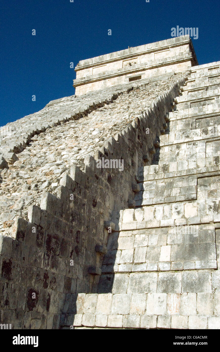 Mexican pyramid hi-res stock photography and images - Alamy