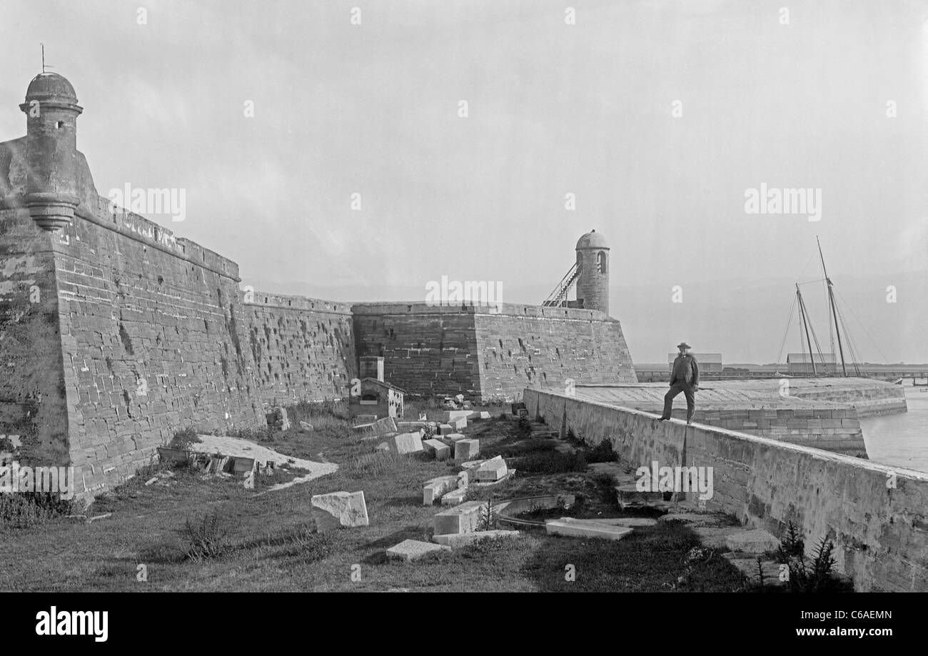Fort Marion, St. Augustine and harbor, circa 1898 Stock Photo - Alamy