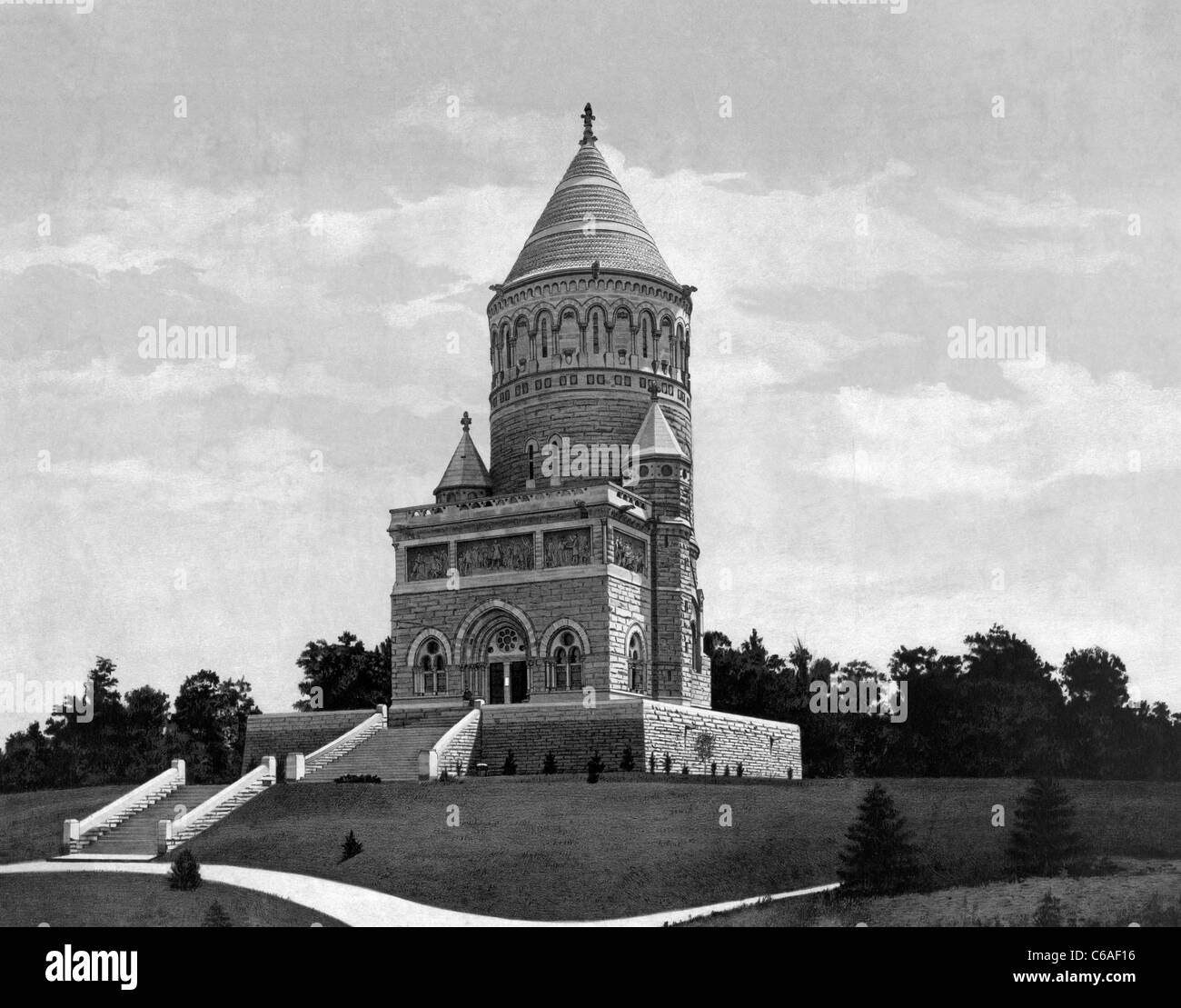 The Garfield Memorial, Cleveland, Ohio circa 1900 (President James ...