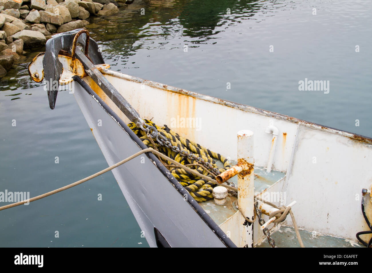 Detail of ropes in boat Stock Photo - Alamy