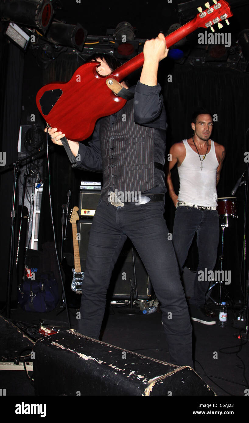 Kartel hi-res stock photography and images - Alamy