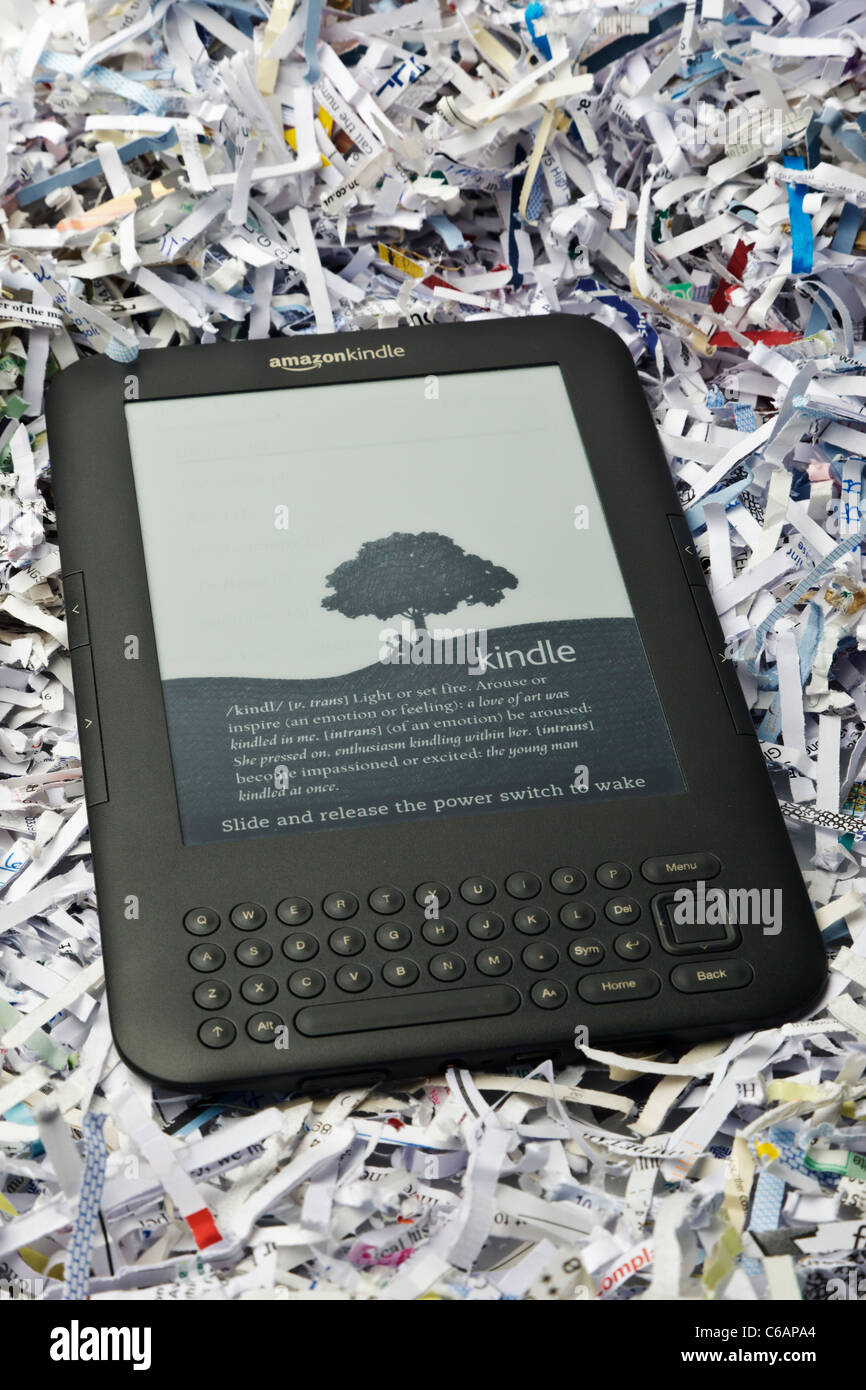 Kindle with keyboard hi-res stock photography and images - Alamy