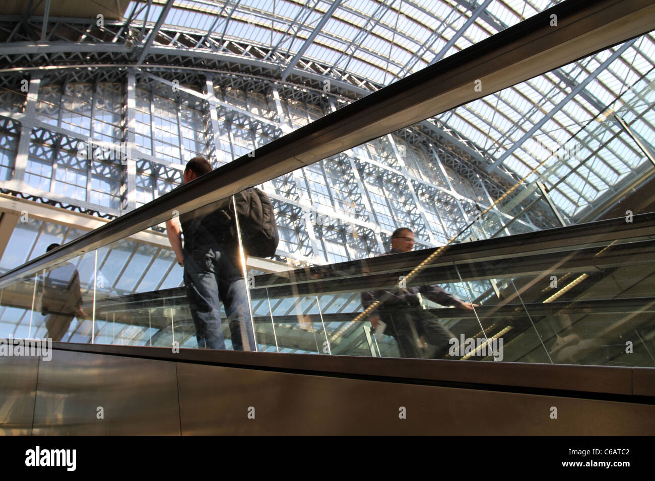 Eurostar departure lounge hi-res stock photography and images - Alamy