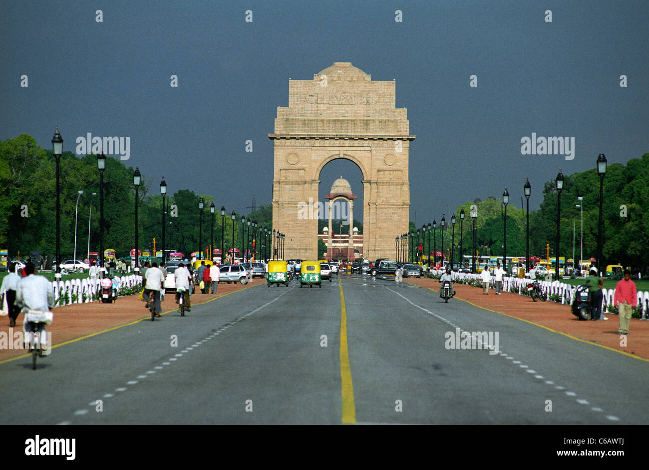 DELHI MEMORIAL, INDIA GATE, AT THE END OF RAJPATH Delhi, India ...