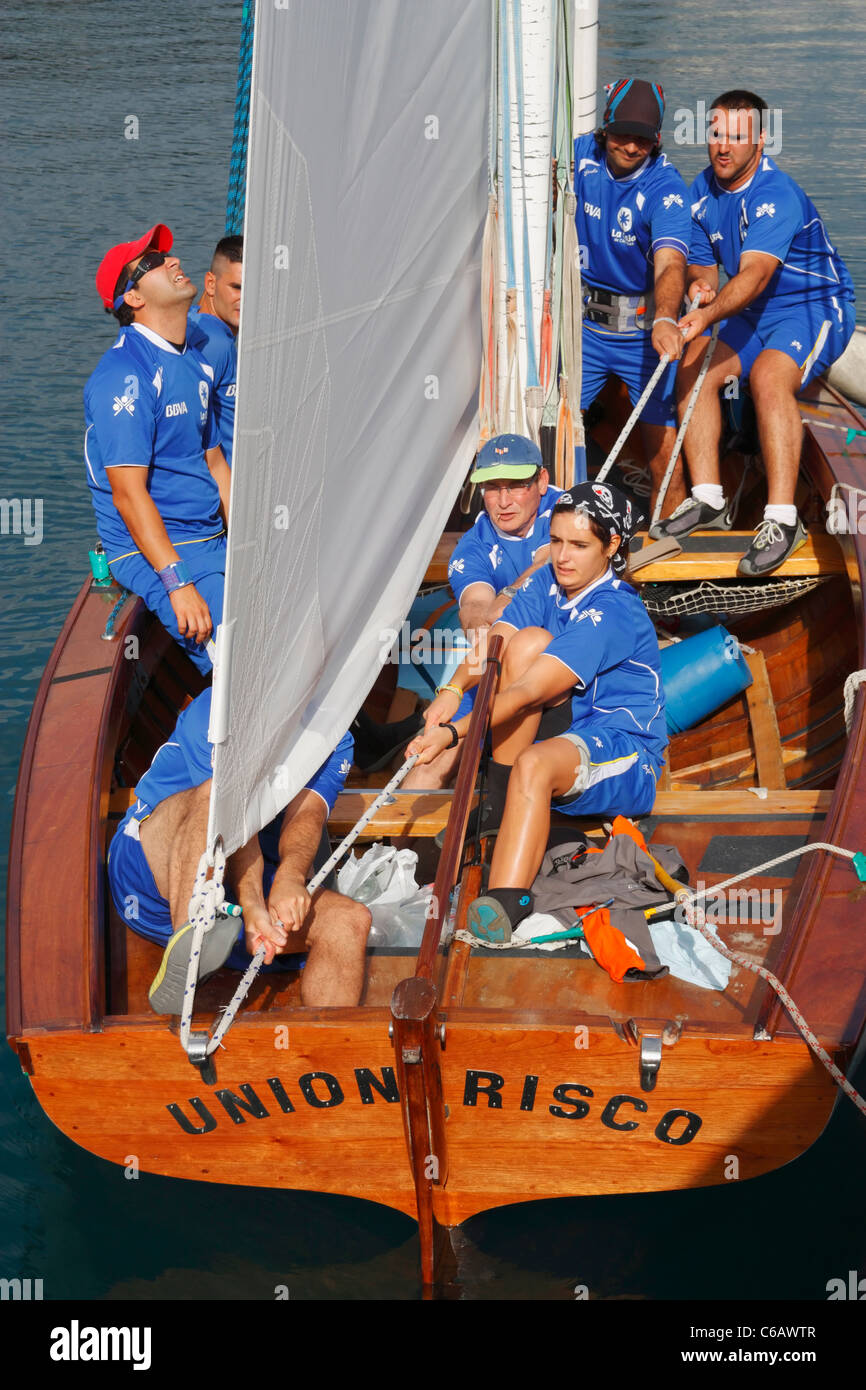 Male boat crew hi-res stock photography and images - Alamy