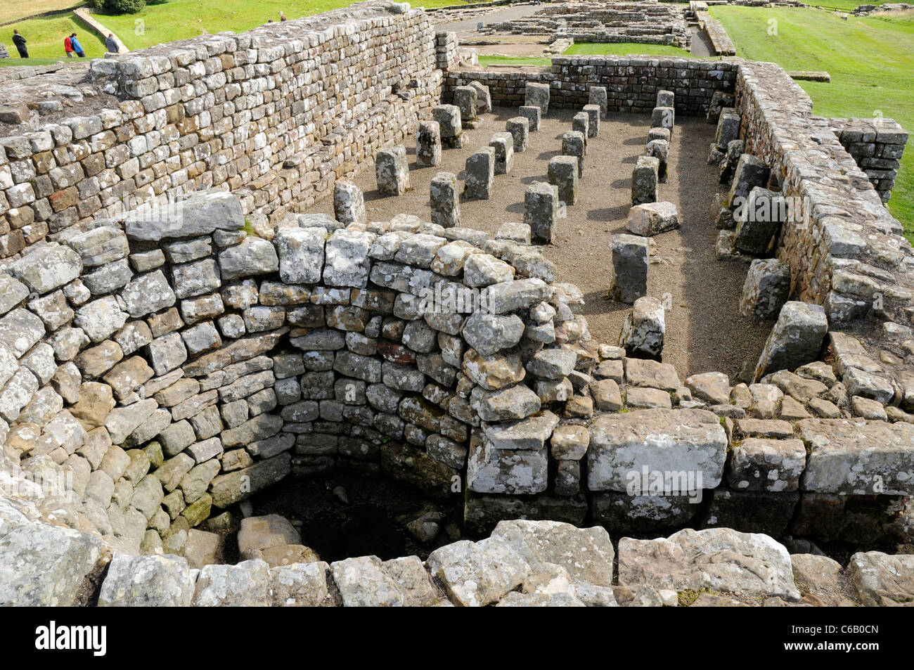 The granary and corn drying kiln at Housesteads Roman Fort, Hadrian's ...