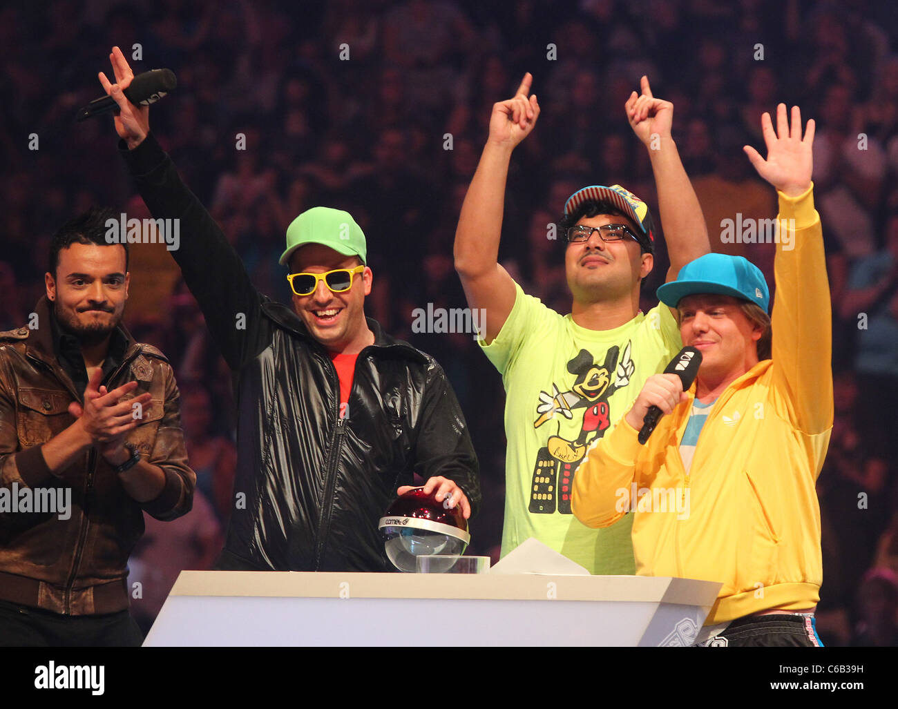 Die atzen at the comet 2010 at koenig pilsener arena show oberhausen hi ...