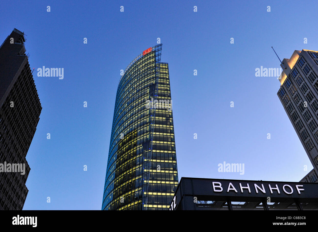Potsdamer Platz square, in the early morning twilight, Mitte district ...