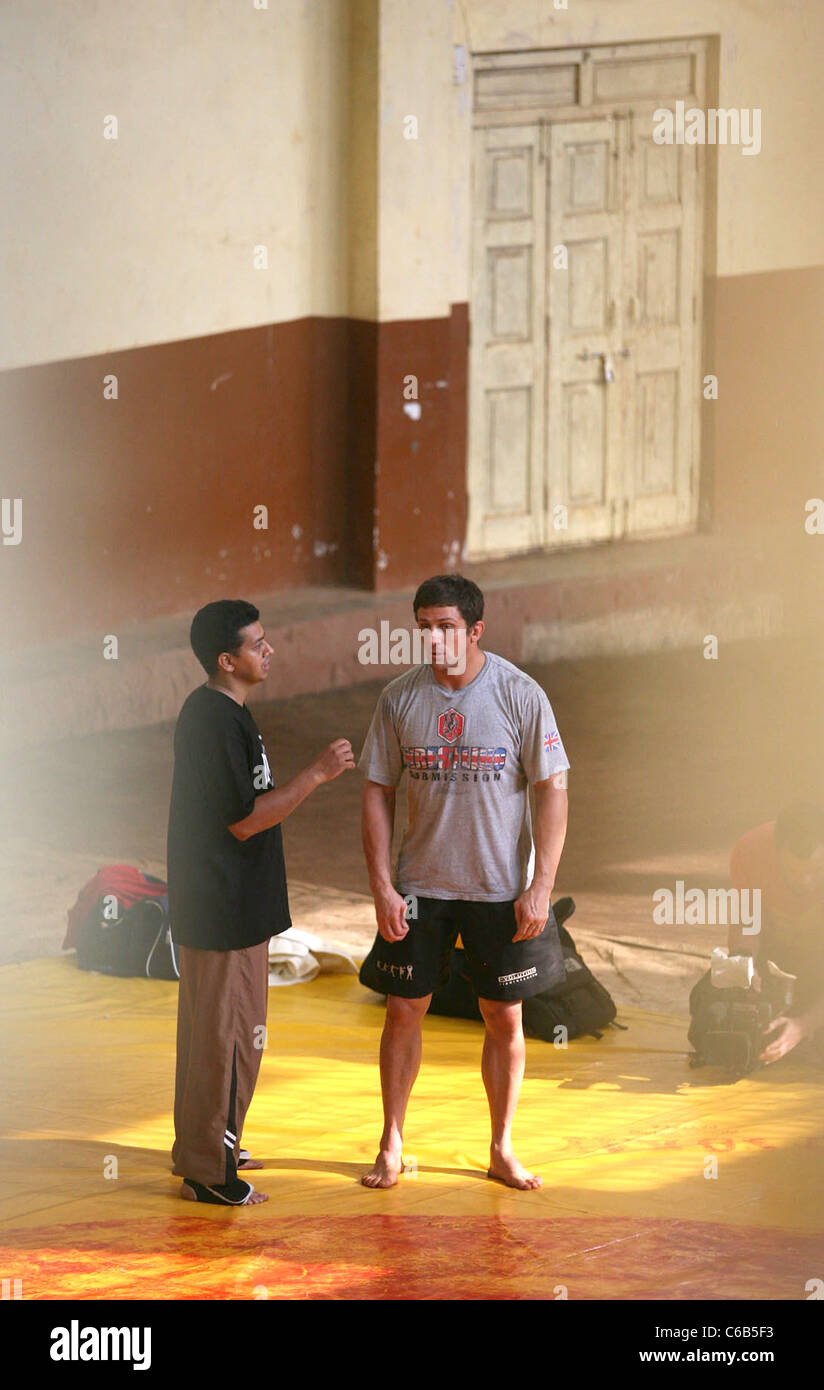 Katie Price's cagefighter husband Alex Reid training for his upcoming ...