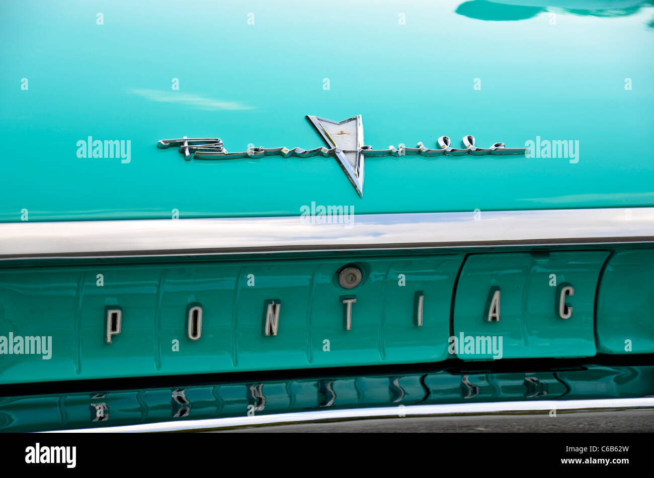 Vintage 1959 Pontiac Bonneville Stock Photo - Alamy