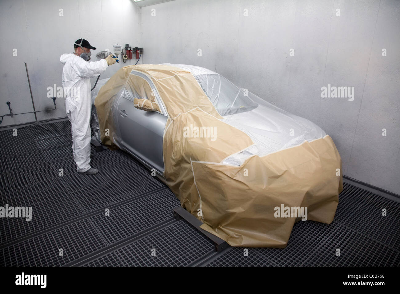 Car painter hi-res stock photography and images - Alamy