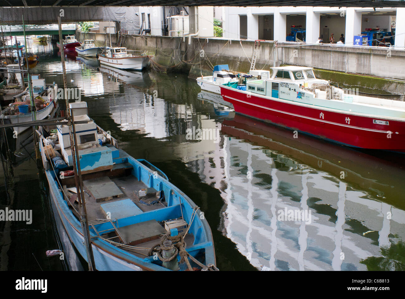 Tokyo canal hi-res stock photography and images - Alamy